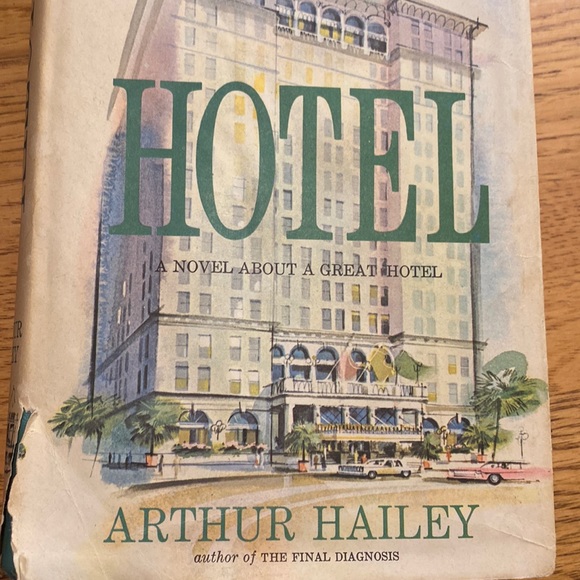 Double Day Arthur Hailey | Other | Arthur Hailey Hotel Vintage965 ...